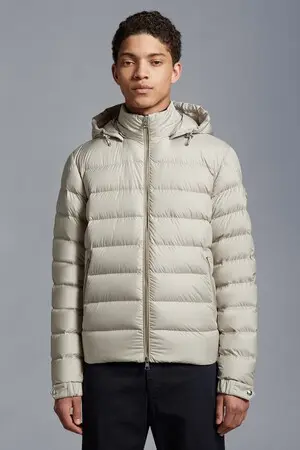 Moncler Arneb Zip-up Padded Jacket - Beige