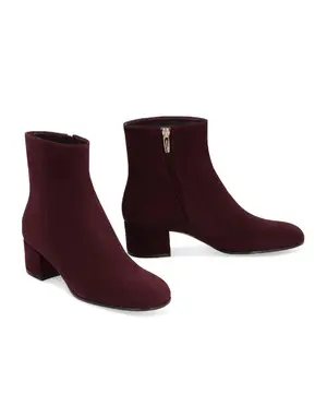 GIANVITO ROSSI Joelle Round Toe Block Heel Ankle Boots - Black