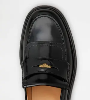 TOD'S Logo-plaque Slip-on Loafers - Black