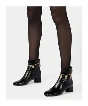ROGER VIVIER Tres Vivier Ankle Boots With Crystal Embellishments