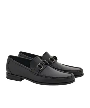 FERRAGAMO Gancini Loafers - Black