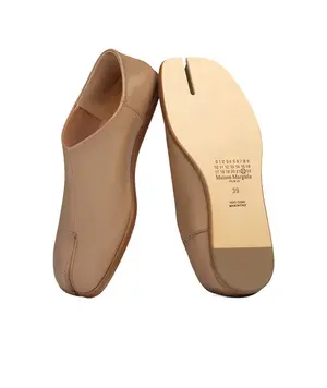 MAISON MARGIELA Tabi Split-toe Flats - Nude