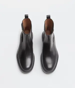 Bottega Veneta The Level Chelsea Boots