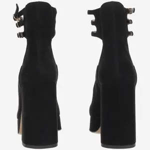 Chloé Loti Platform Pumps With Buckled Ankle Straps - Black
