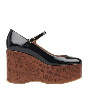 Chloé Maxime Wedge Pumps With Adjustable Buckle Closure - Brown