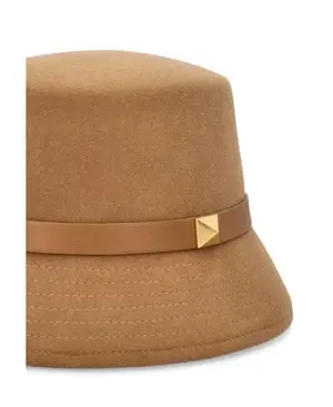 Valentino Garavani Fisherman Hat With Rivet Detail