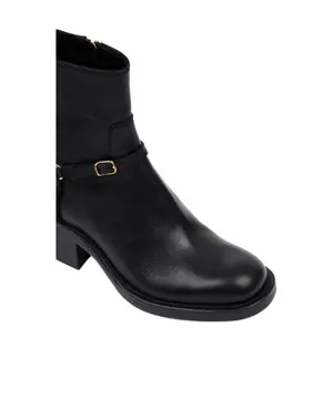 Chloé Dakota Ankle Boots