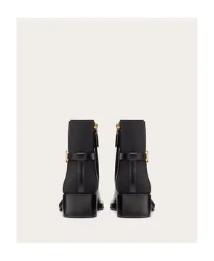 Valentino Garavani Vlogo Signature Ankle Boots