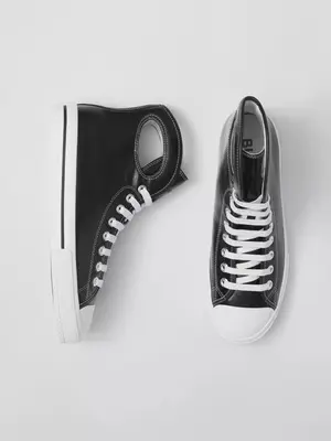 Burberry High-top Sneakers With Porthole Detail