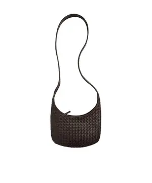 Bottega Veneta Small Veneto Shoulder Bag - Fondant