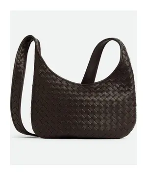 Bottega Veneta Small Veneto Shoulder Bag - Fondant