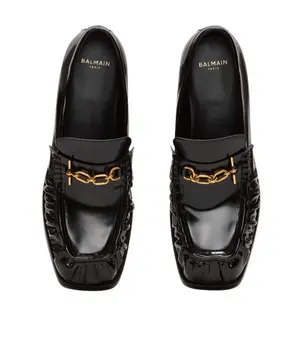 Balmain Sync Glazed Loafers With Gold-tone Chain - Black