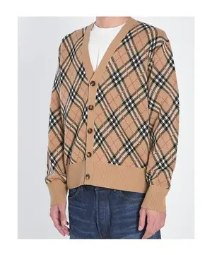 Burberry Checked V-neck Buttoned Cardigan