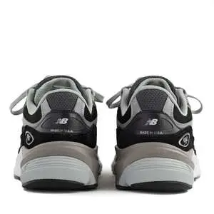 NEW BALANCE 990v6 Lace-up Sneakers - Black