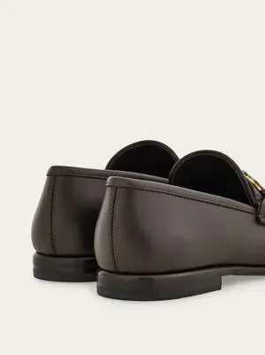 FERRAGAMO Avril Round Toe Loafers With Gancini Buckle - Black