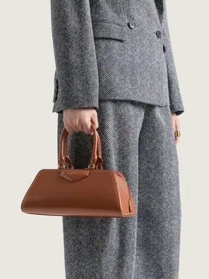 Givenchy Small Antigona Cube East-west Bag - Grit Caramel Color