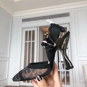 Fendi Colibrì Mesh Leather Stitching Pumps - Black