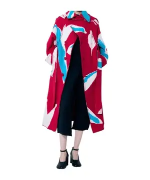 Issey Miyake Vigor Graphic Belted Coat - Red