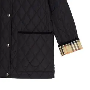 Burberry Quilted Long Sleeve Jacket With Patch Pockets - Black