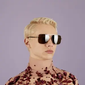 Gucci Navigator Frame Sunglasses With Enamel Web Stripes - Green