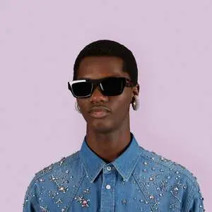 Gucci Squared Frame Sunglasses - Black