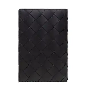 Bottega Veneta Intrecciato Weave Passport Holder - Black