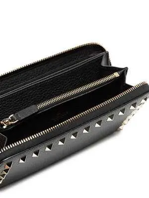 Valentino Garavani Rockstud Zip Around Wallet