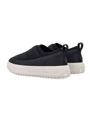Moncler Quilted Slip-on Trainers - Black