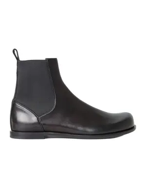 Fendi Nappa Leather Chelsea Boots - Black
