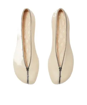 Burberry Sadler Zip Round-toe Ballerina