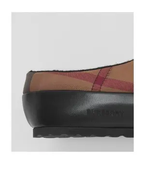 Burberry Northaven Vintage Checked Quilted Slippers - Black