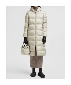 Moncler Boulogne Zip-up Padded Jacket - Beige