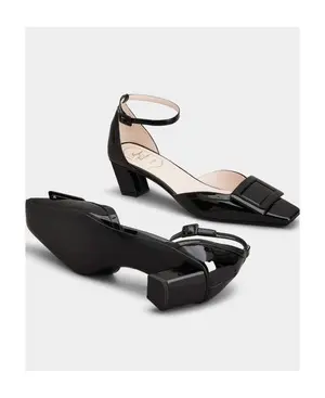 ROGER VIVIER Belle Vivier Ankle Strap Pumps - Black