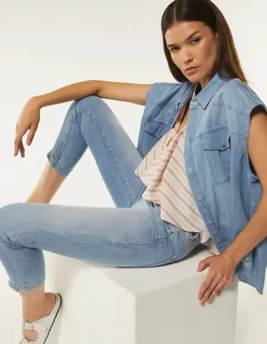 DONDUP Cropped Jeans With Whiskering And Slit Hem