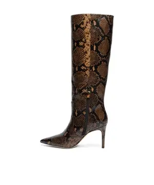 STUART WEITZMAN Pointed Toe Stiletto Heel Boots