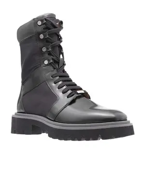FERRAGAMO Round Toe Lace-up Boots