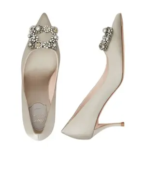 ROGER VIVIER Flower Strass Embellished Pumps - Silver