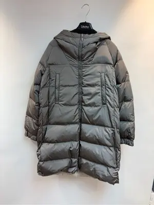 Max Mara Long-sleeved Hooded Cotton Jacket
