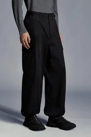 Moncler Wide-leg Cargo Trousers - Black