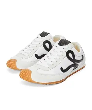 Loewe Ballet Runner 2.0 Sneakers - White/black