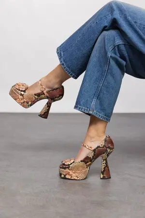 MOROBE Logo High-heeled Sandals