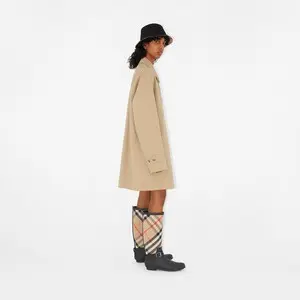 Burberry Checked Reversible Bucket Hat - Black