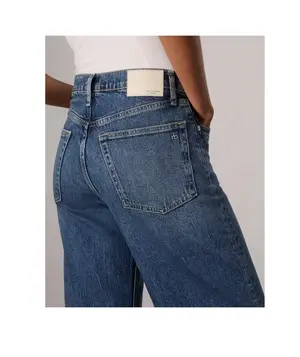 RAG  BONE Rag & Bone Logo Patch Cropped Jeans