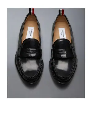 Thom Browne Almond Toe Penny-slot Loafers - Black