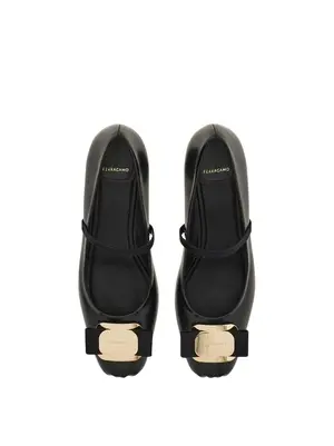 FERRAGAMO Vara Plate Pump With Block Heel - Black