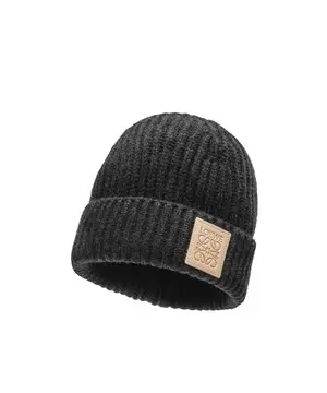 Loewe Logo Patch Knitted Beanie - Black