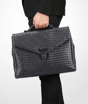 Bottega Veneta Intrecciato Weave Briefcase - Black