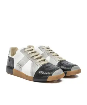 MAISON MARGIELA Panelled Lace-up Sneakers - Multicolor