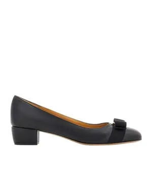 FERRAGAMO Round Toe Low Heel Pumps With Ribbon Detail - Black