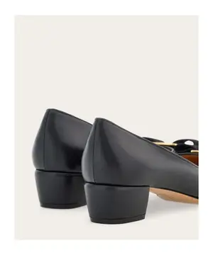 FERRAGAMO Round Toe Low Heel Pumps With Ribbon Detail - Black